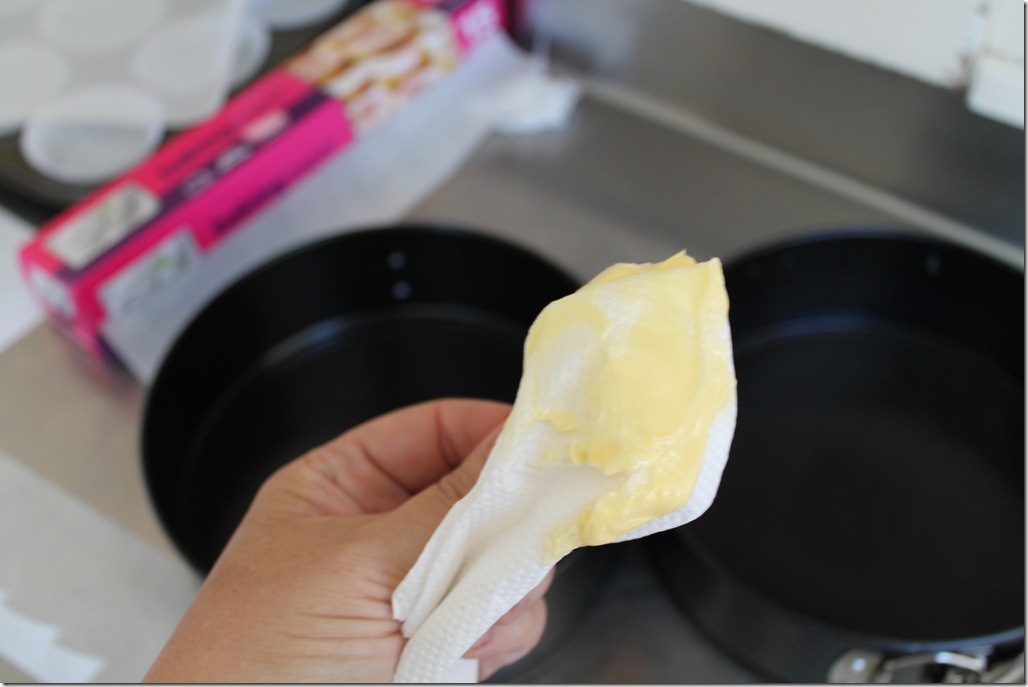 Baking Basics–Preparing your tins – Domestic Goddess